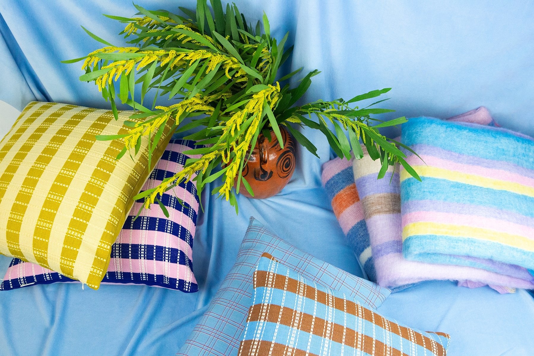 Santiago Grid Pillow - Butter – Archive New York